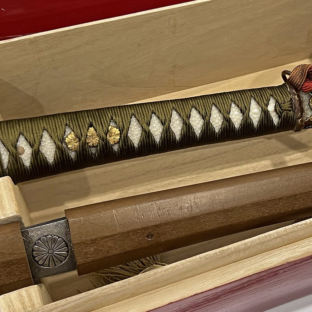 Precious WW2 General's katana by Japanese National treasure Sadakazu ...