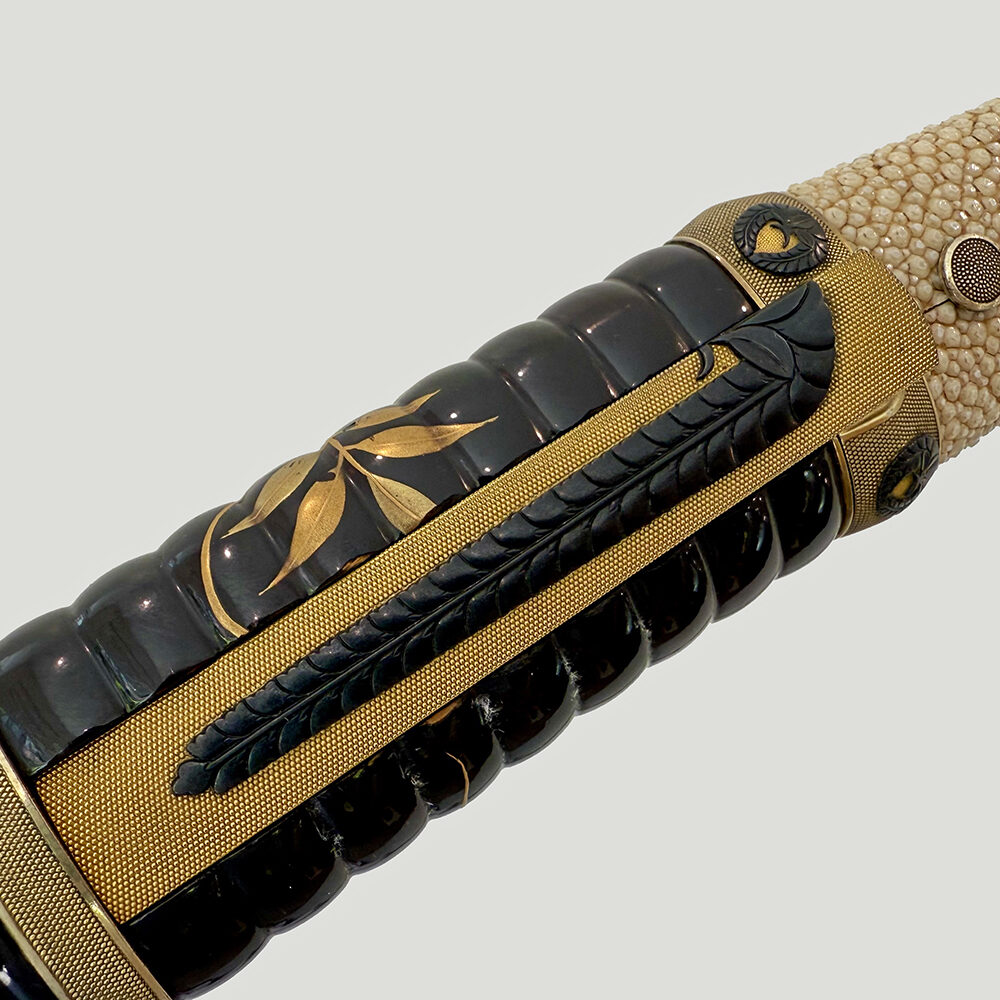 A museum Grade Sunobi Tanto by Soshu Tsunahiro - Nihonto Art