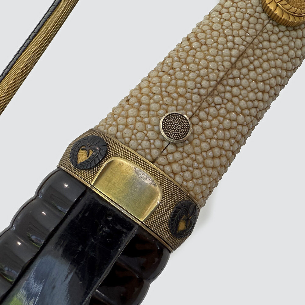 A museum Grade Sunobi Tanto by Soshu Tsunahiro - Nihonto Art
